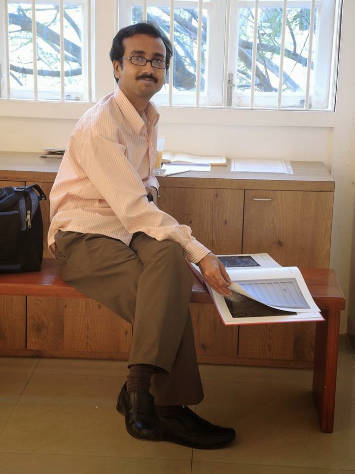 ARTIST ANIRBAN MITRA: HOME