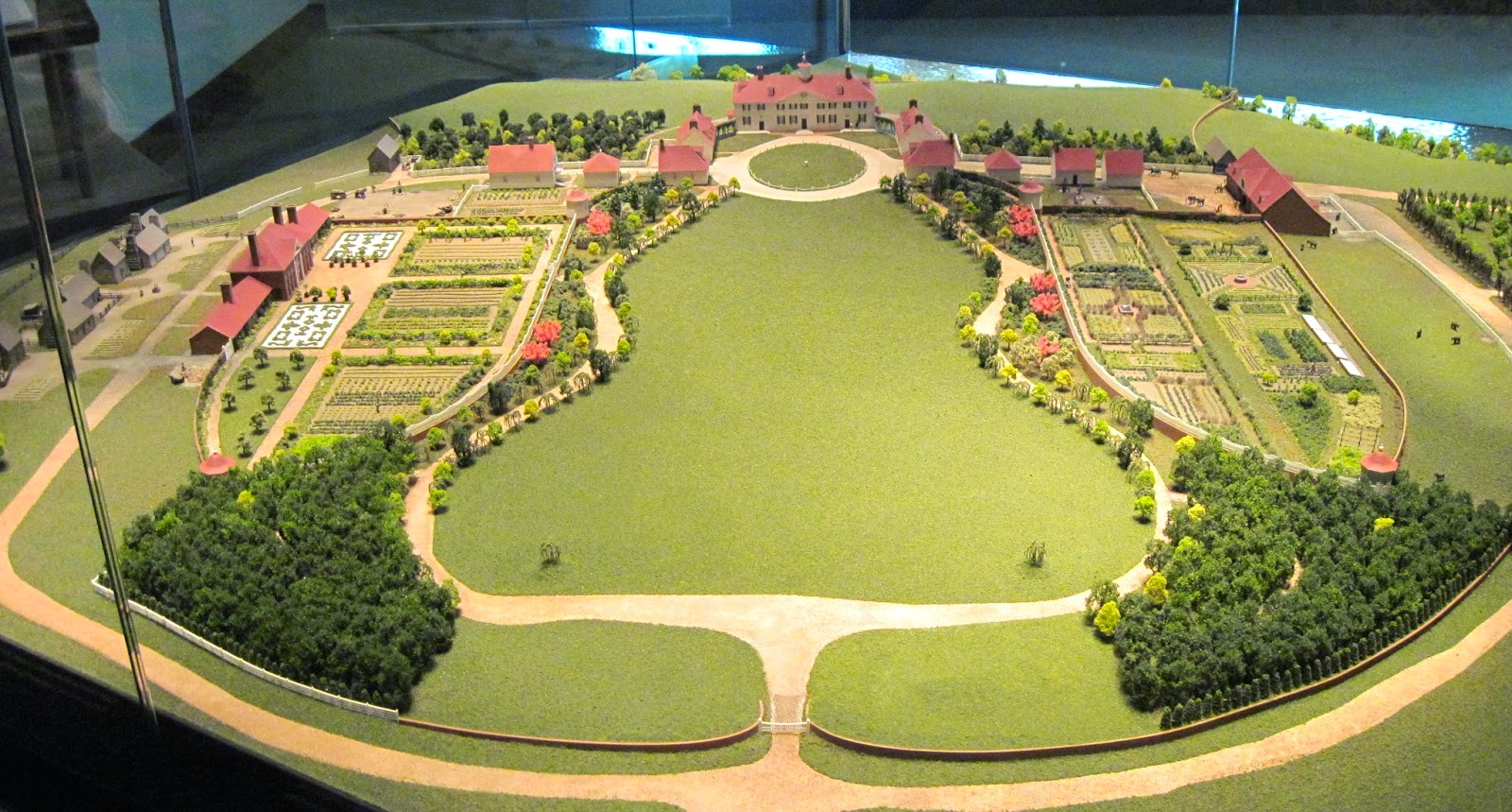 Travels of Jackie and Randy: Learning about Mt Vernon and George Washington