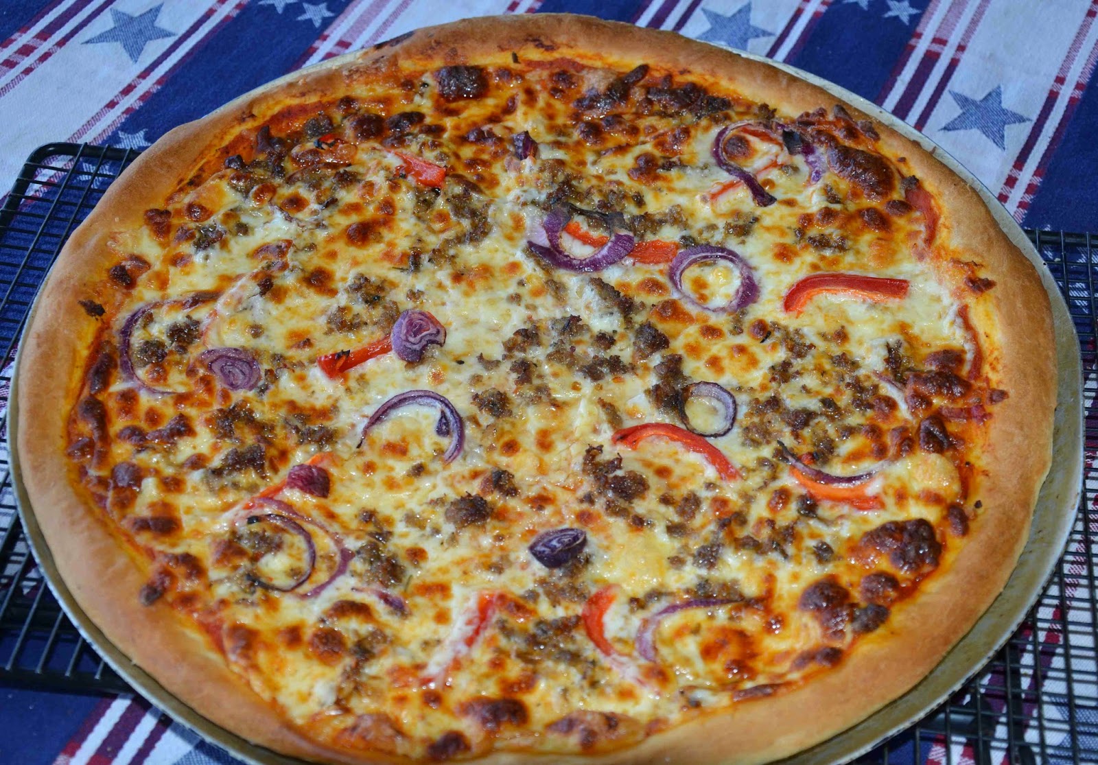 KarenTrina Childress : Family Favorites Friday: Easy Homemade Pizza