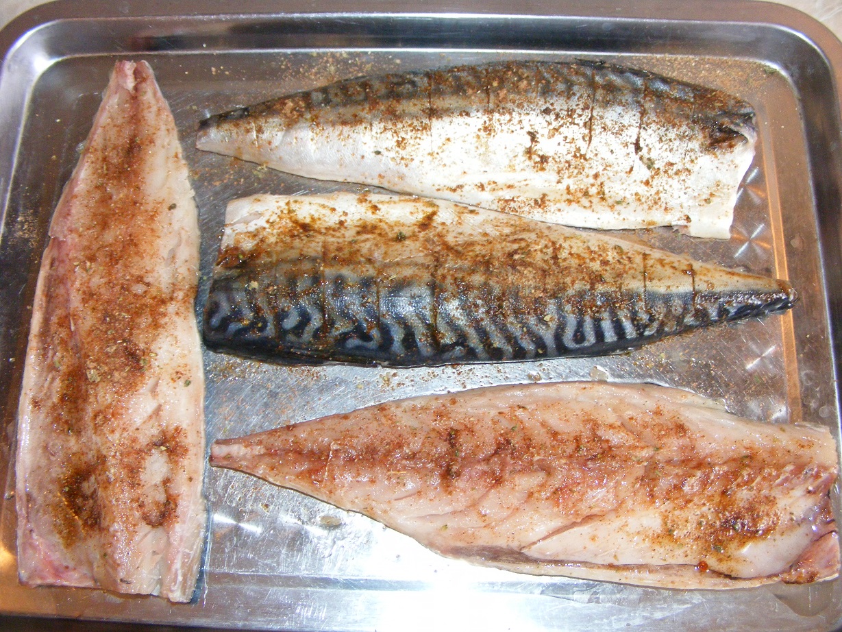 Macrou picant la tigaie si cuptor | Preparatedevis.ro