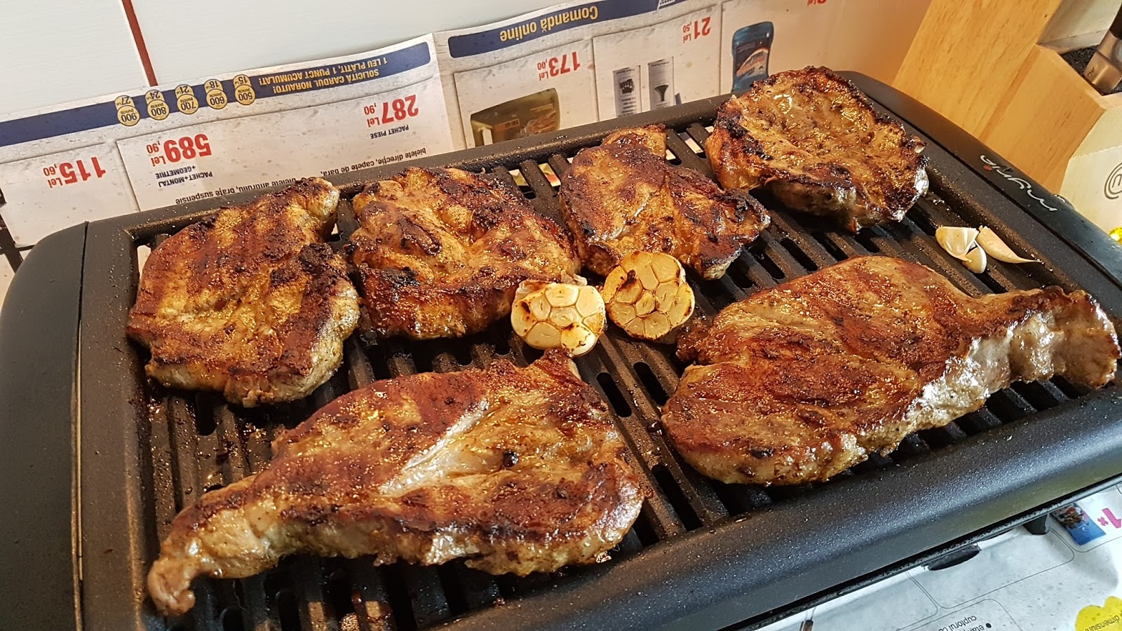 susu: Ceafa de porc la gratar electric si risotto