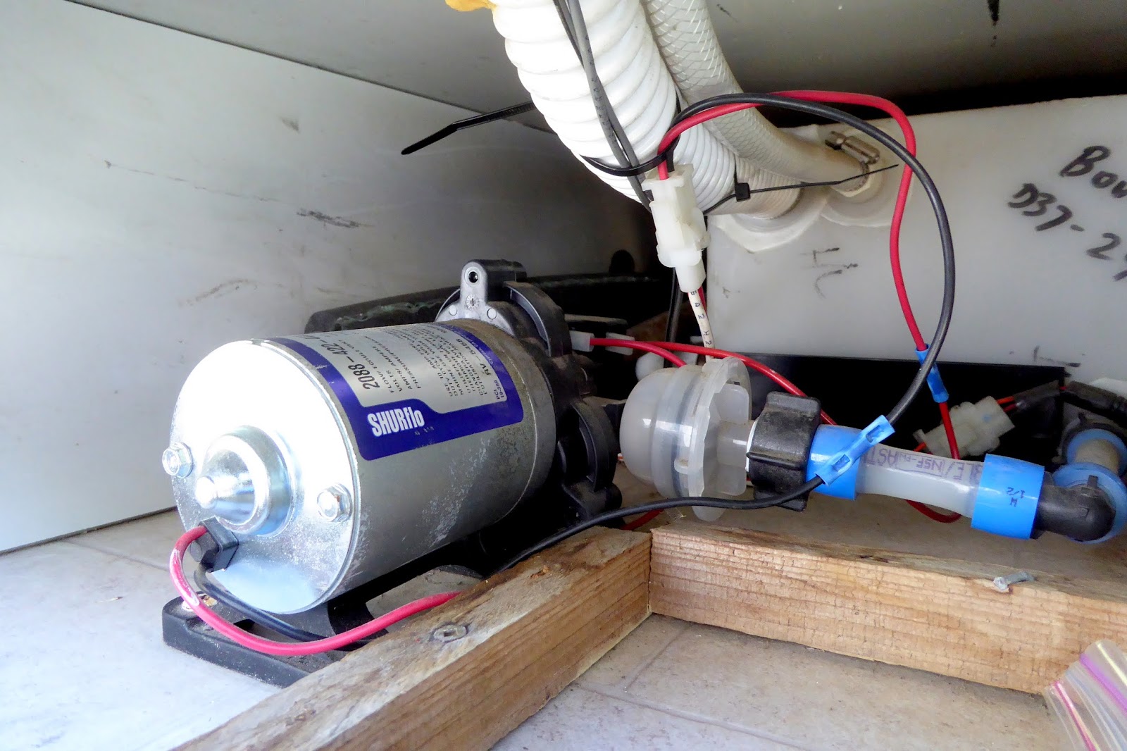 Croft's Wanderings: New Water Pump Installed