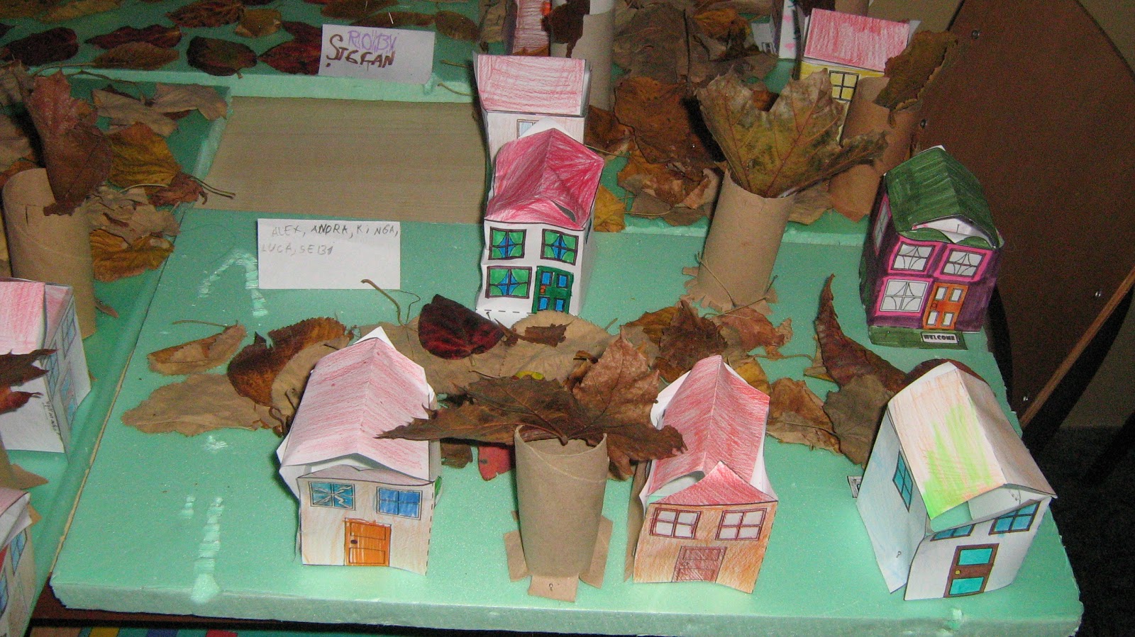 ORASUL MEU: Toamna in orasul meu - machete