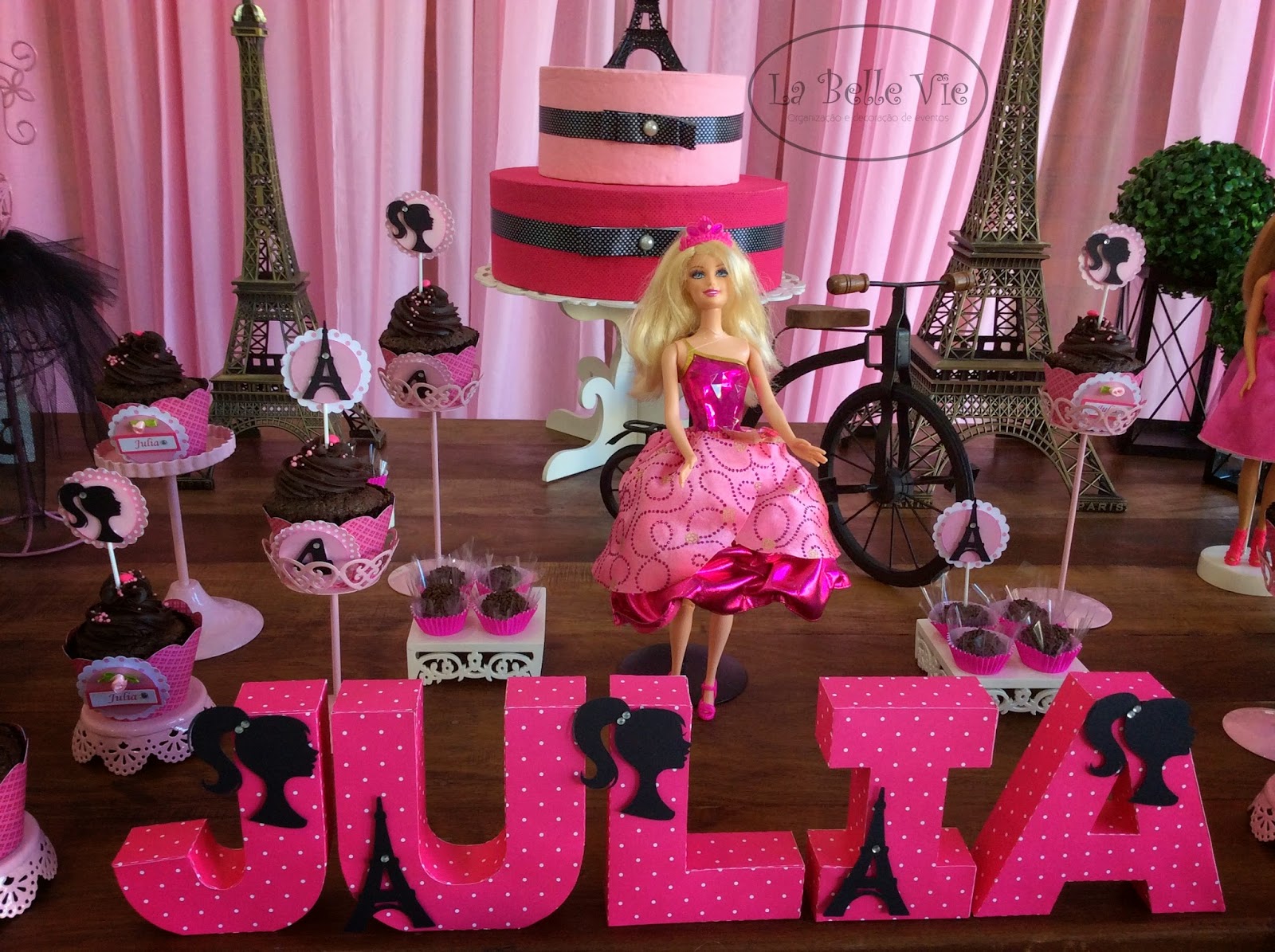 La Belle Vie Eventos: Barbie em Paris... juntamente com a Julia
