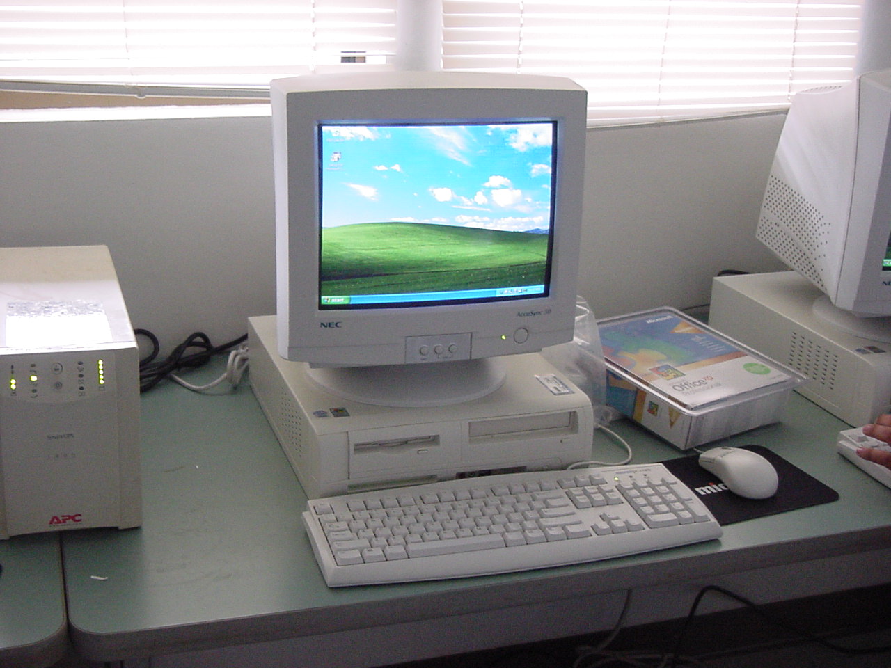 WEB-WALLPAPERS-PK: New Computer Wallpapers 2011