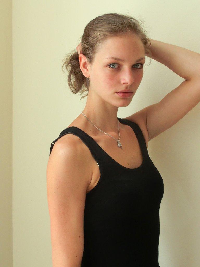 Tjarda | MODEL MANAGEMENT: new polaroids Nyok Fian Wesselius