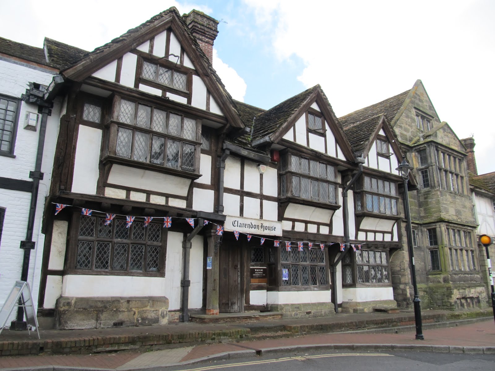 Dobbinland: East Grinstead