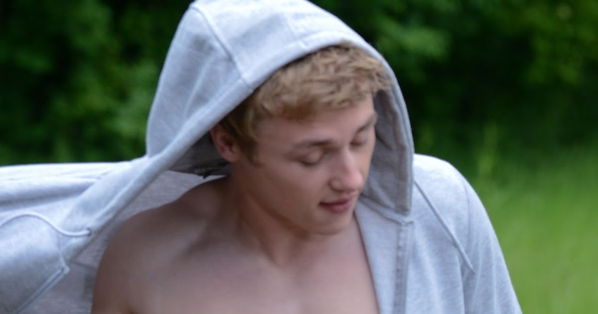 superficial guys: BEN HARDY | SHIRTLESS | PICTURES | BIOGRAPHY