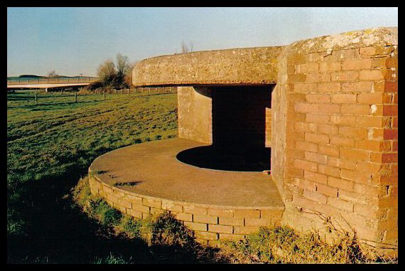 Past Remains in South-West Britain: Axe Valley WW2 Defences - Taunton ...