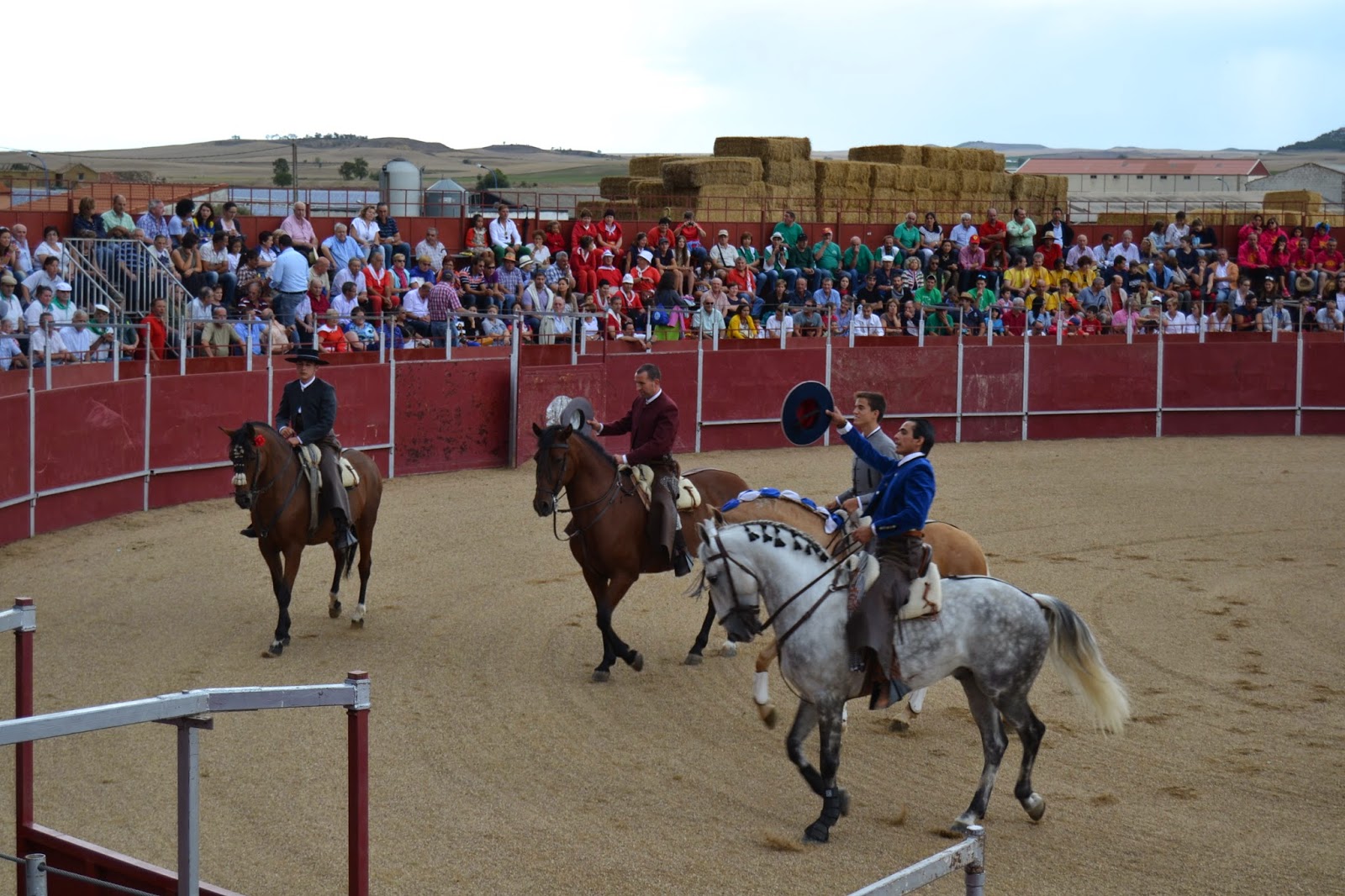 TURISMO ASTUDILLO: CORRIDA DE REJONEO