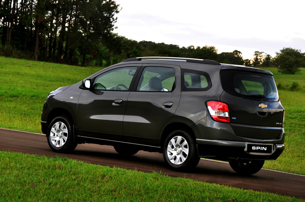 MotorDicas: Chevrolet Spin chega ao mercado por R$ 44.590