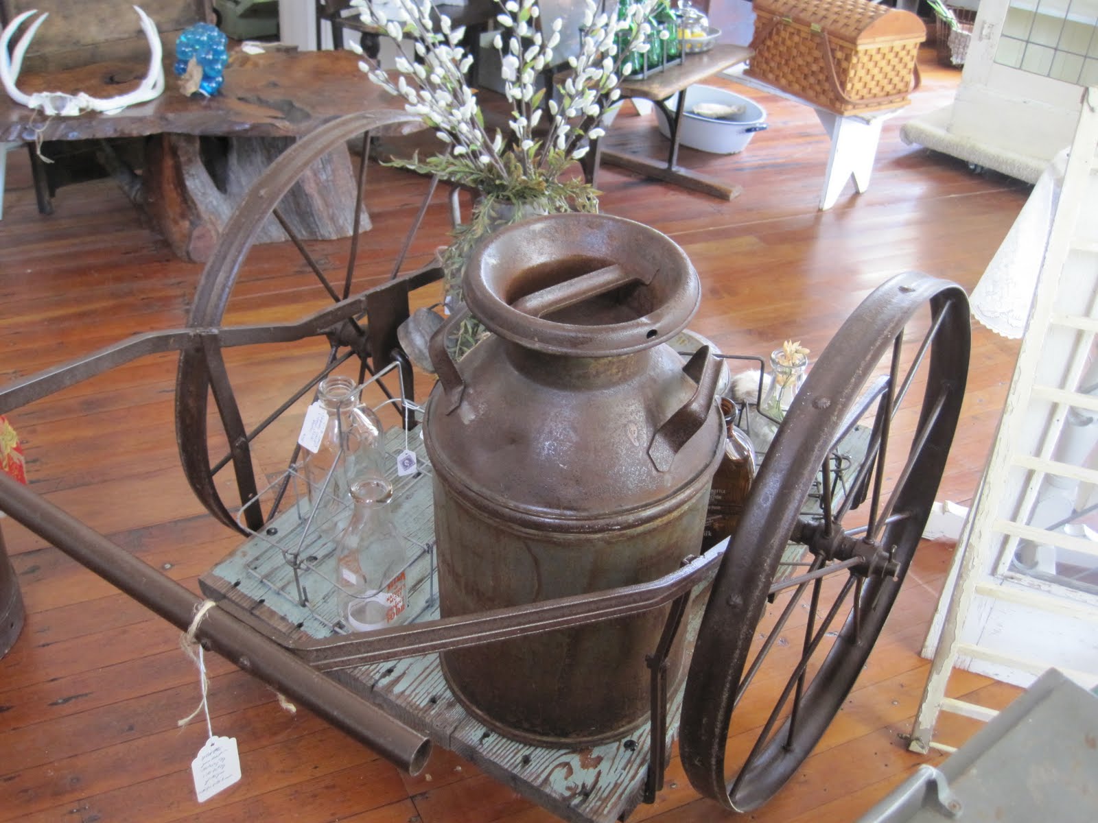 The Green Pea Boutique: Old Iron Milk Cart