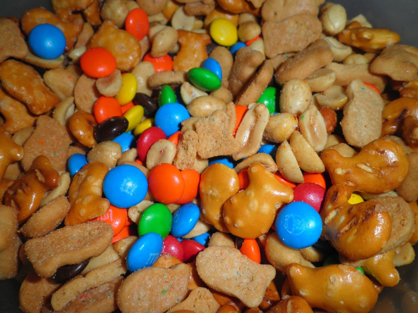 Secrets from the Cookie Princess: Homemade Sweet and Salty Snack Mix