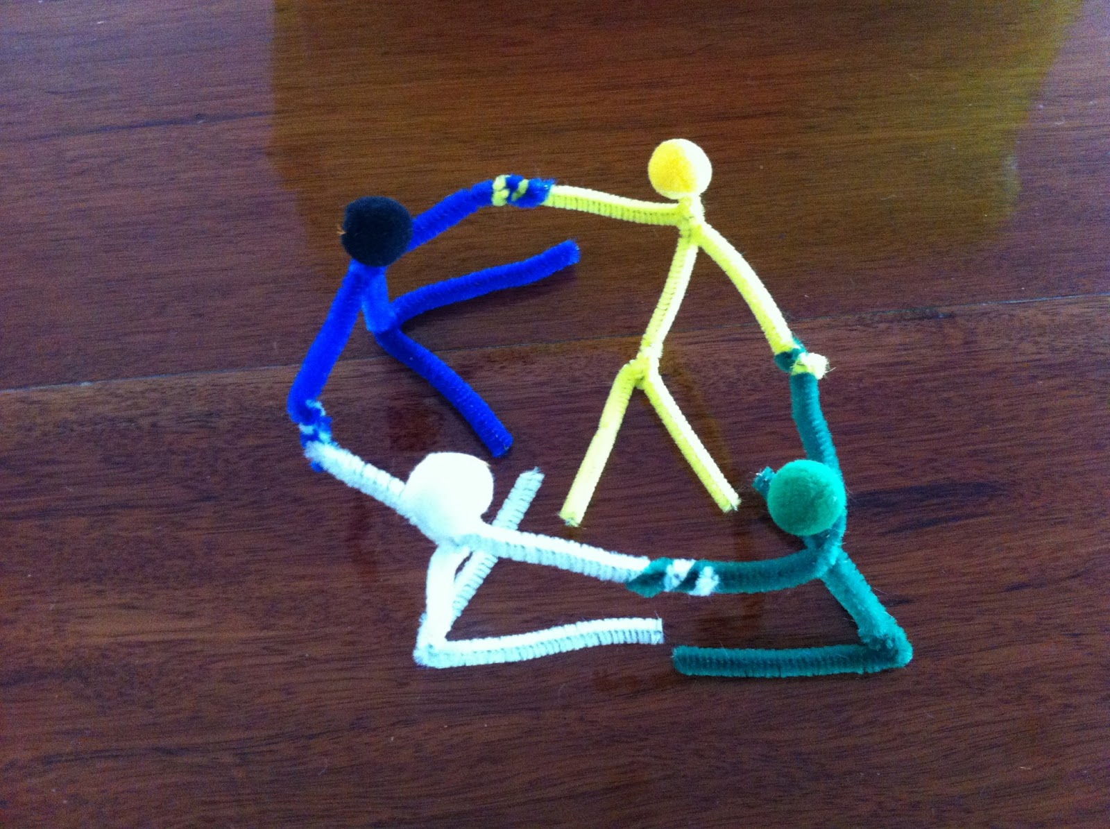 Kids Activities & Tips 4 Everyday: PIPE CLEANER activities