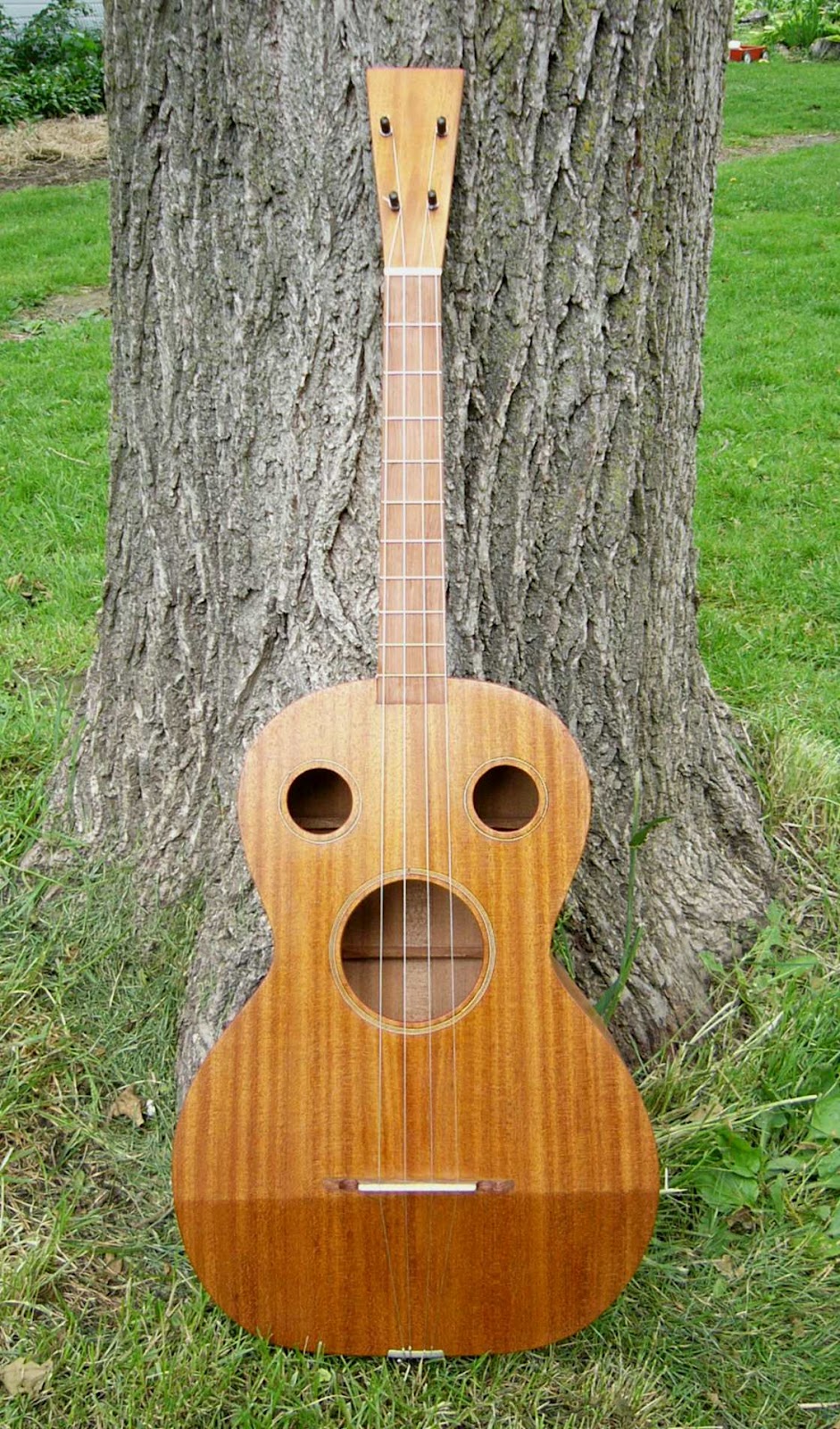 From the Bench Fraulini Guitars: Chitarra Battente