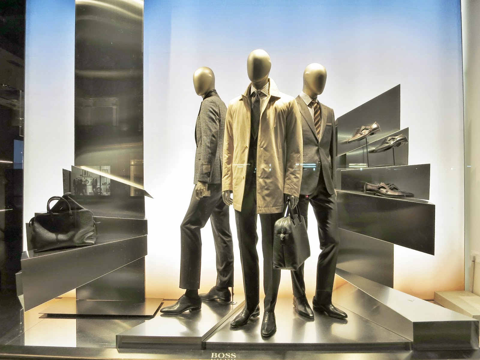 RetailStoreWindows.com: Hugo Boss, London
