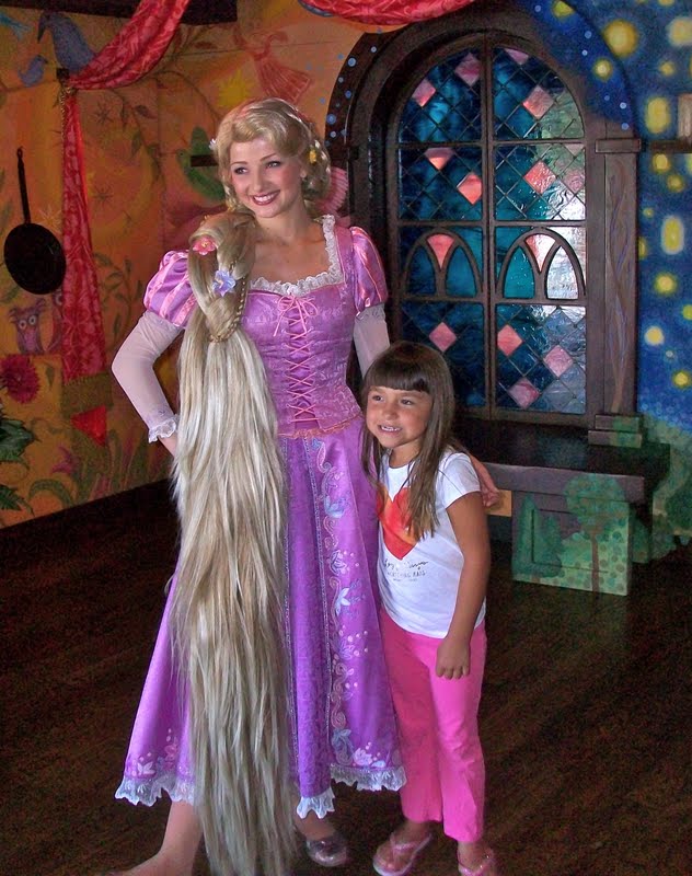 The Mouse Minute (Formerly Brad's Everything Disney Blog): Tangled ...