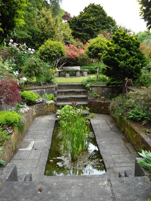 The Designer's Muse: 21 Fantastic Sunken and Walled Gardens