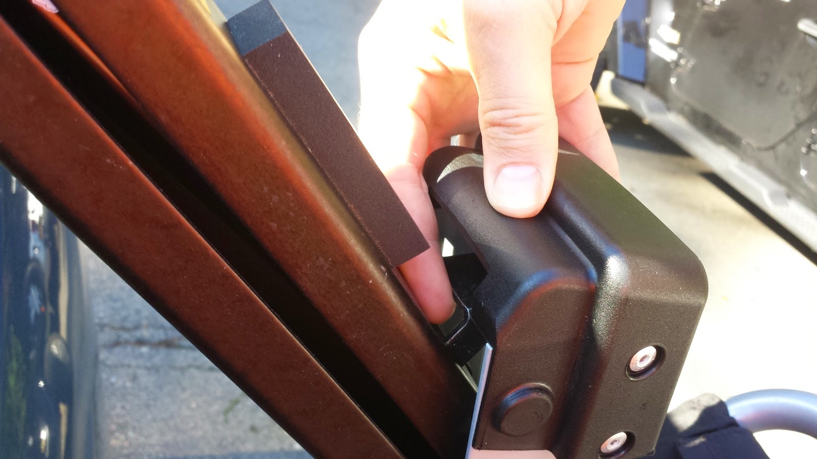 EnviroYak: Thule Hullavator Review - with tip on how to unlock arms