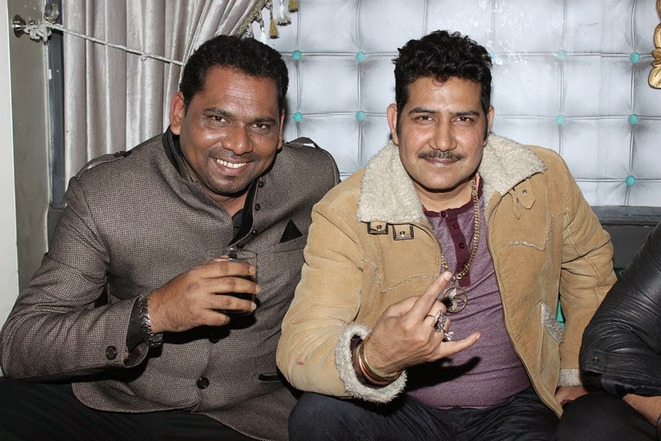 SIRAJ KHAN Stand-up Comedian actor new delhi india NCR Mumbai
