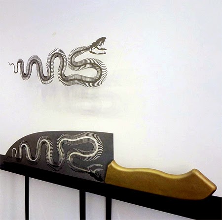 Knife Carvings by Li Hongbo | The Collective Loop