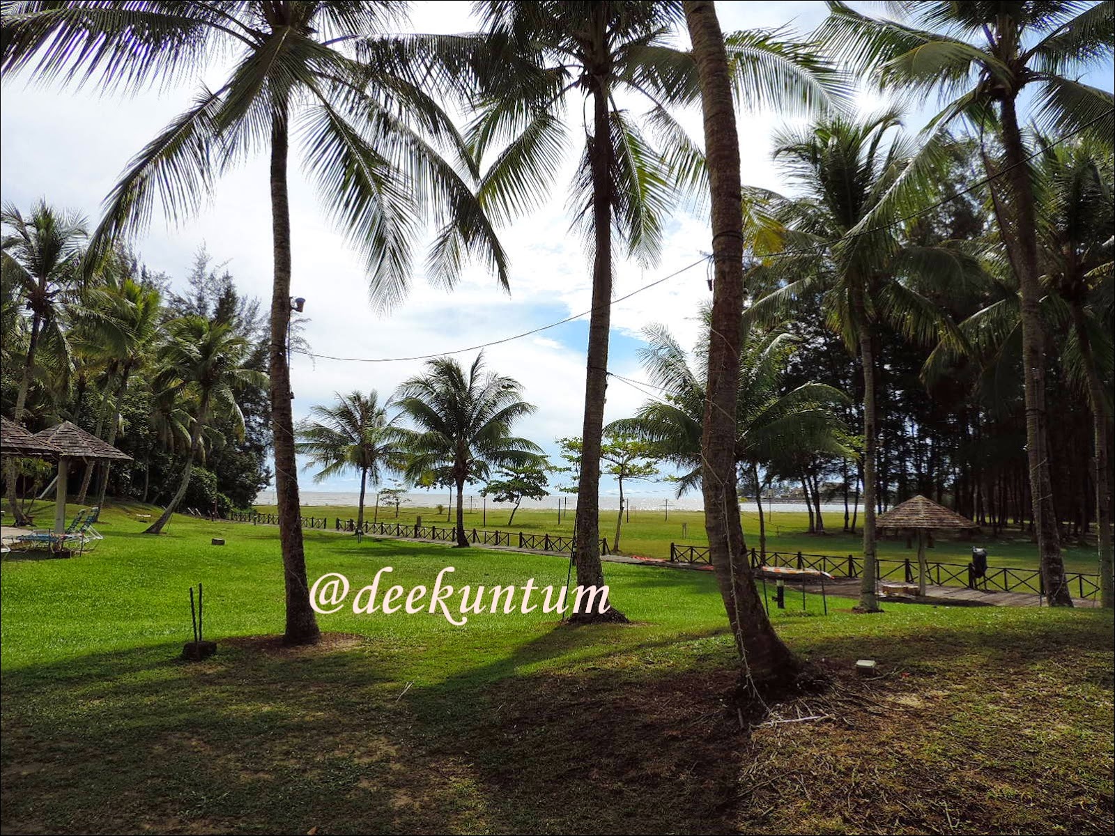 Dee: My Borneo Trip - ParkCity Everly Hotel, Mini Handicraft dan ...