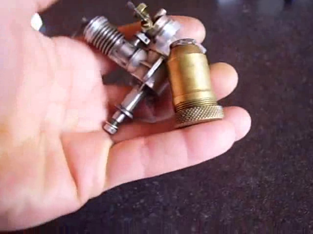 Vintage Model Airplane Engines Running: Amco 0.87 cc MK1