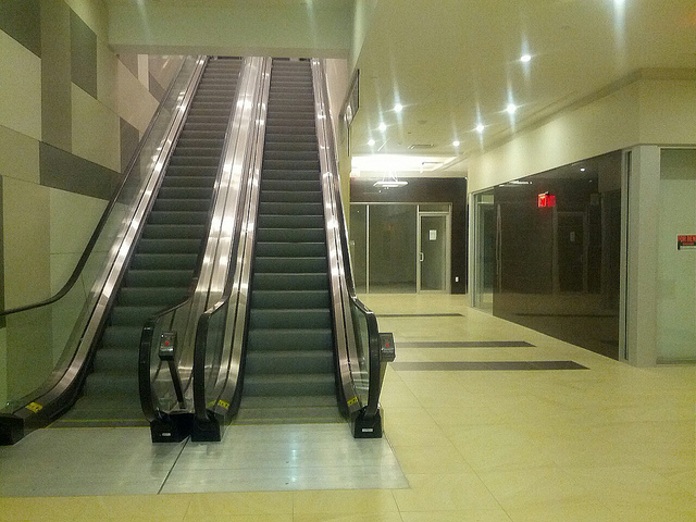 Toronto Skyscraper and Condo Blog: Aura - Basement Level Mall Revealed