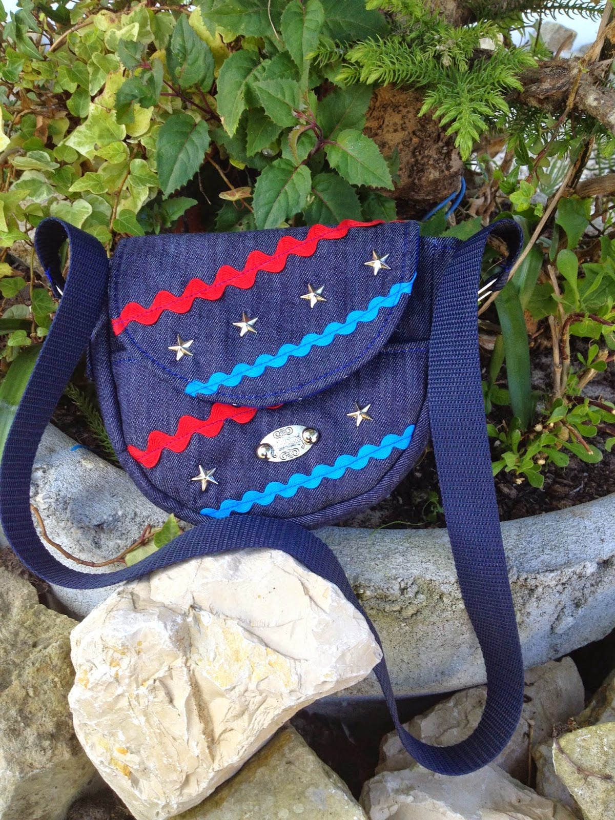 Tutoriais: MALA EM TECIDO COM MOLDE!!