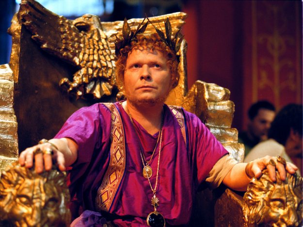 APASIONADOS DEL IMPERIO ROMANO: SUETONIO DICE SOBRE EL NACIMIENTO DE NERÓN