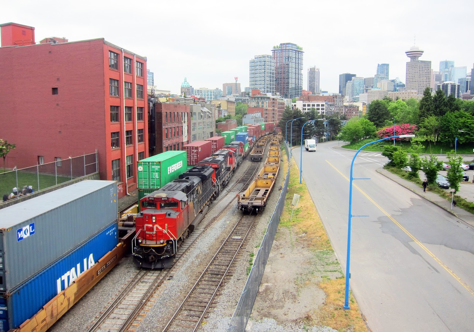 transpress nz: CN stack train leaving Vancouver