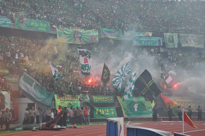 ULTRAS: The Theater Of Heroes , Bonek Mania