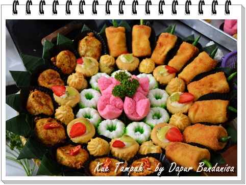 Dapur Bundanisa: Kue Tampah