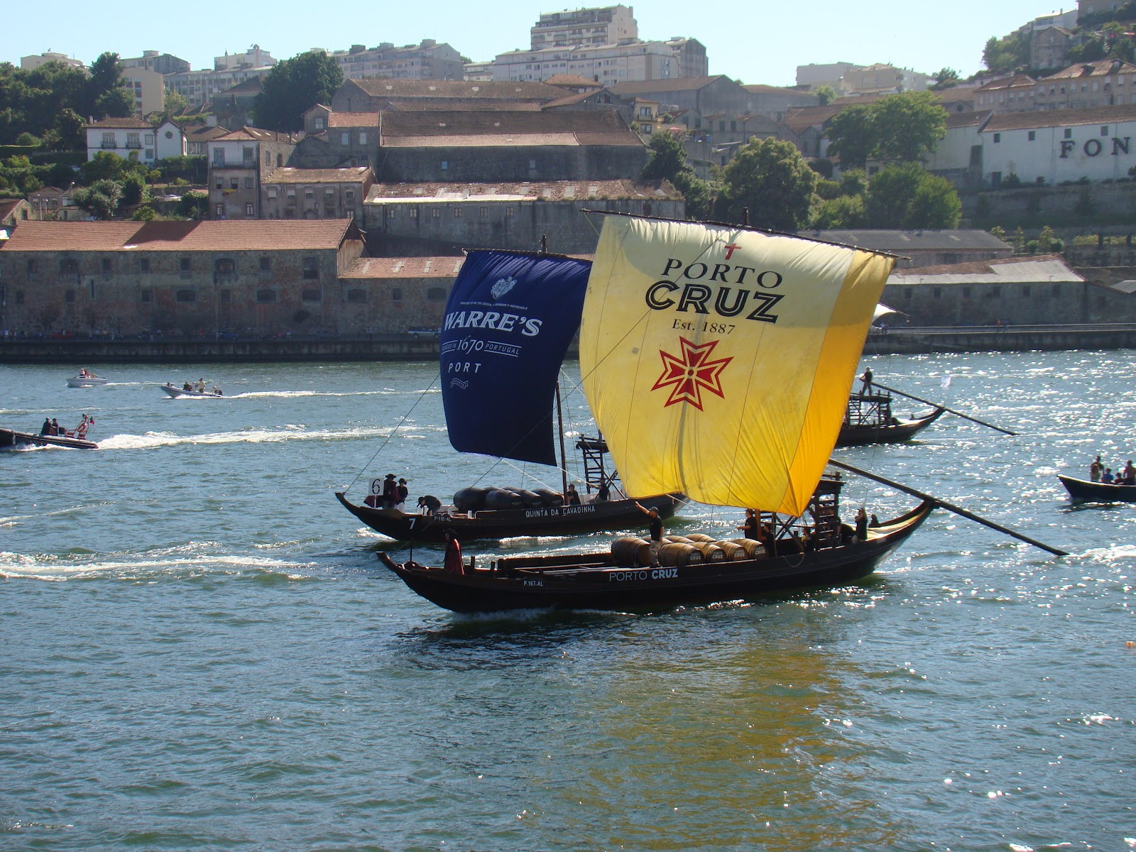 Sergio@Cruises: Regata de barcos rabelos no Douro.