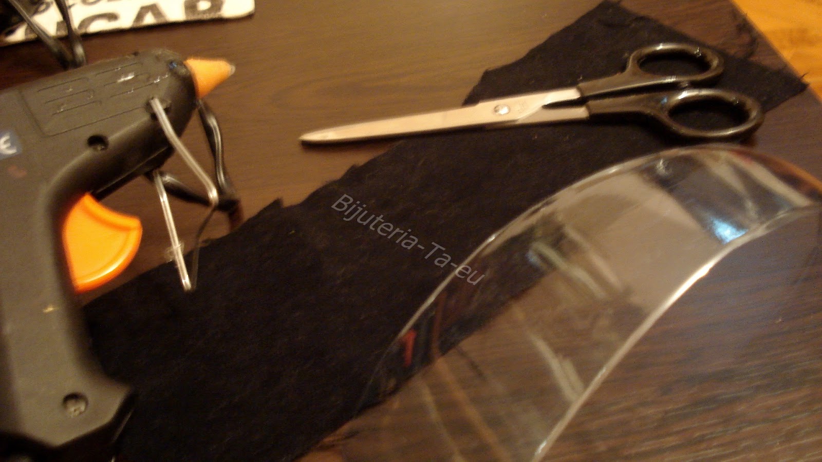 Tutorial suport bratara materiale reciclabile | Handmade Atelier