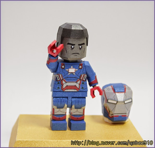 YOBEE'S LEGO MINI-FIGURE PAPER CRAFT: Lego Iron-Patriot Paper Craft