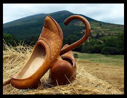 "POSADA DE MUÑO": LAS ALBARCAS O ABARCAS