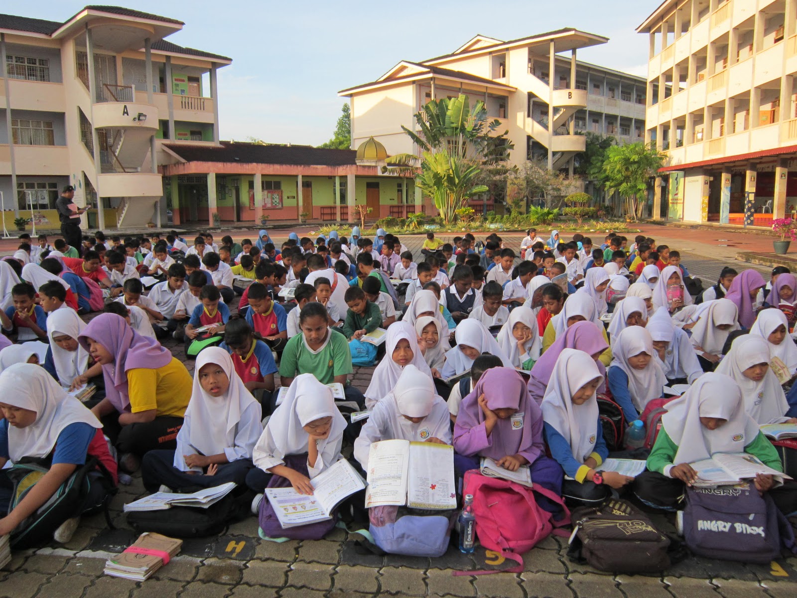 PUSAT SUMBER SK PERMAI INDAH: Kem Membaca 1-Msia - Aktiviti D.R.O.P