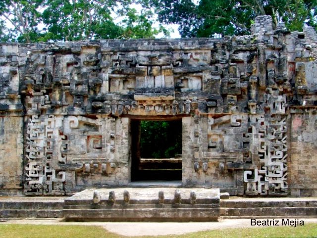 El Bable: El estilo de Río Bec en Zona Arqueológica de Becán, Campeche.
