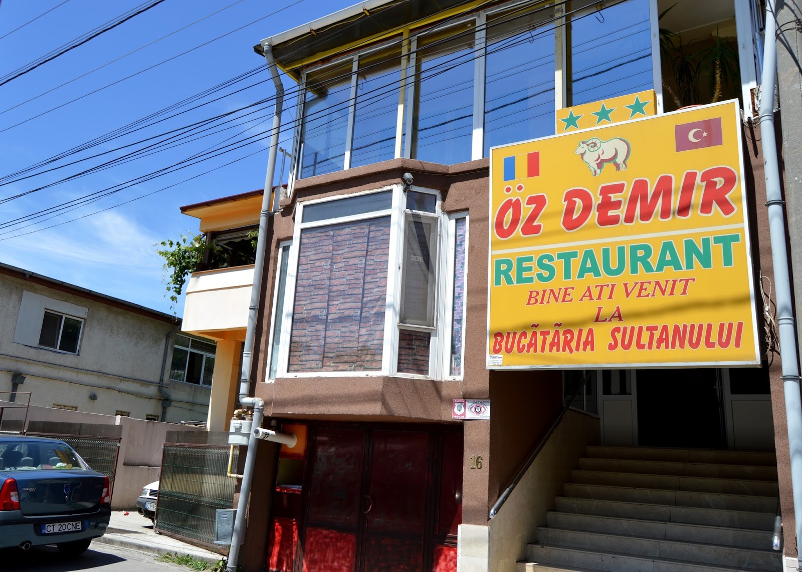 Meniu.TV: OZ Demir - Cel Dintâi Restaurant Turcesc?