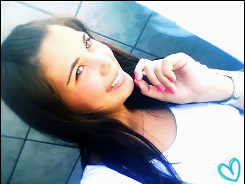 Fake Delivery! "Flávia ♔ Photos": Thays Ribeiro