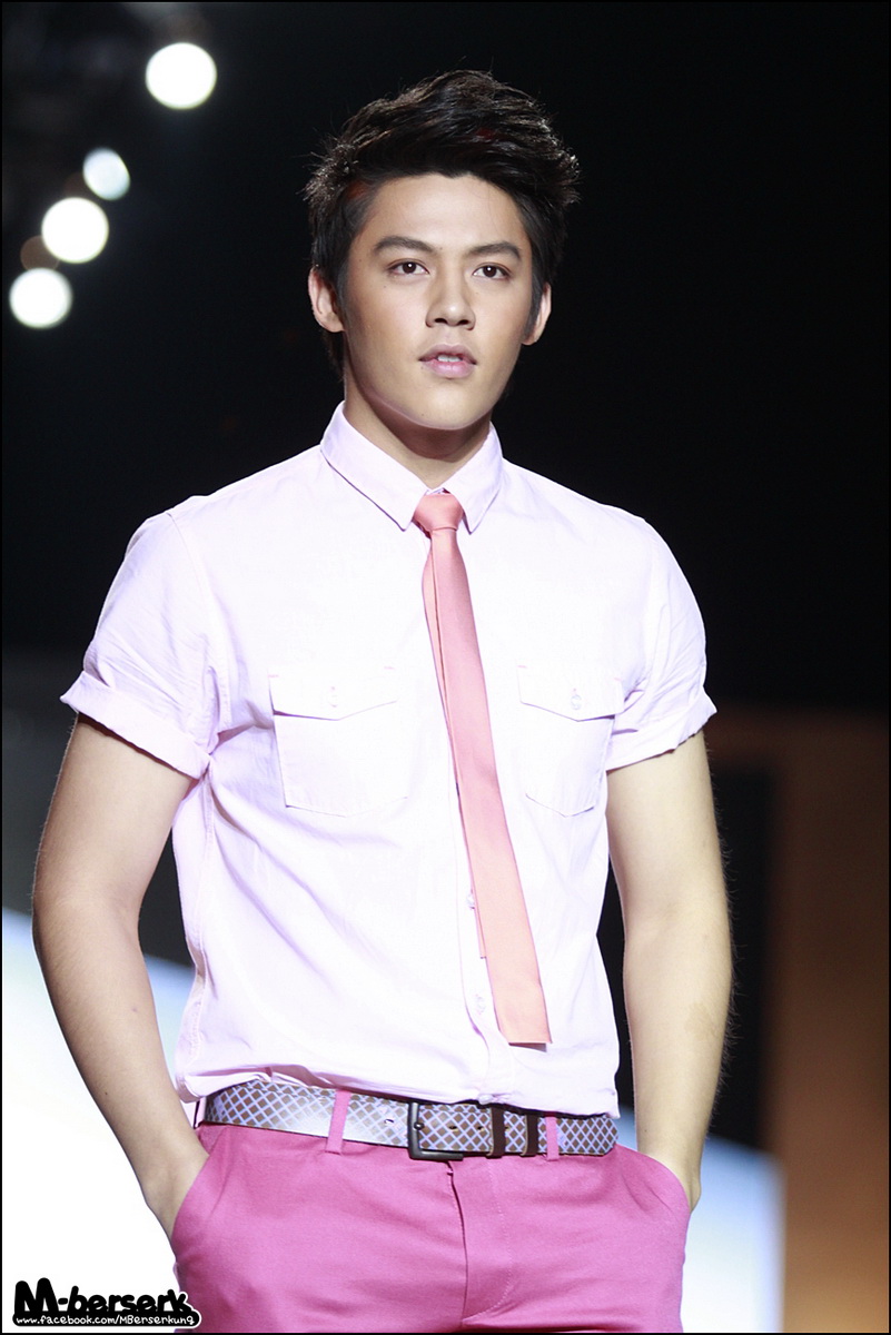 SuPer StaRs: Mark Prin as model for 'F&F Fashion Show' March 22, 2012