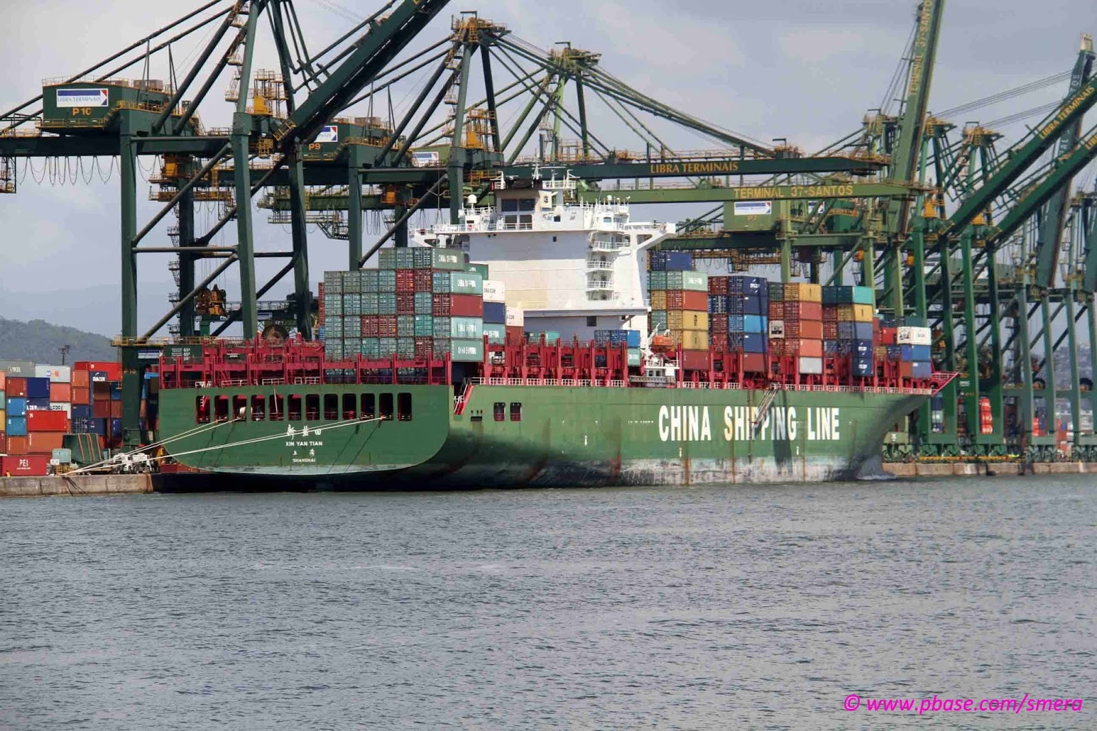 Santos Shiplovers: M/V Xin Yan Tian / BPBA - Em operação em Santos