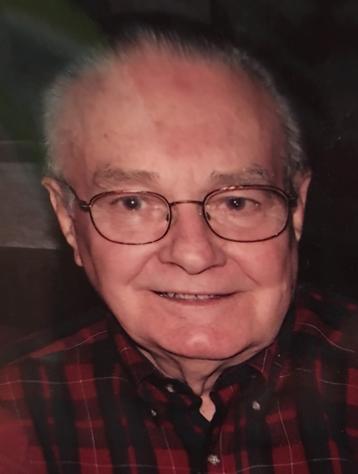 Mark Tomich's Instagram, Twitter & Facebook on IDCrawl