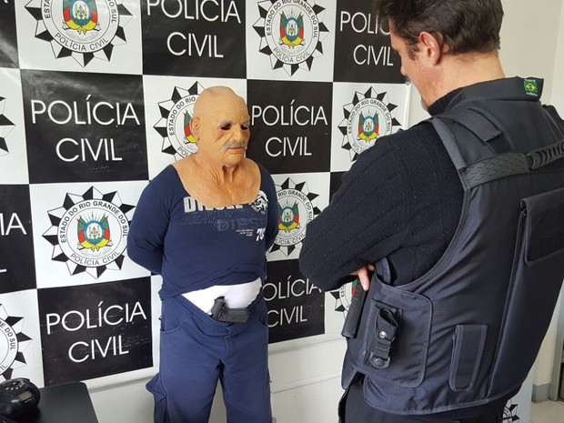 Blog Do Valdemar Tibá Preso Líder De Quadrilha Que Usava Disfarce Para