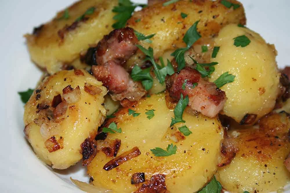 Cuisine De Carole Pommes De Terre Sautées Aux Lardons
