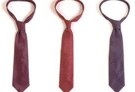 UN POCO DE AQUI,UN POCO DE ALLI: LA CORBATA