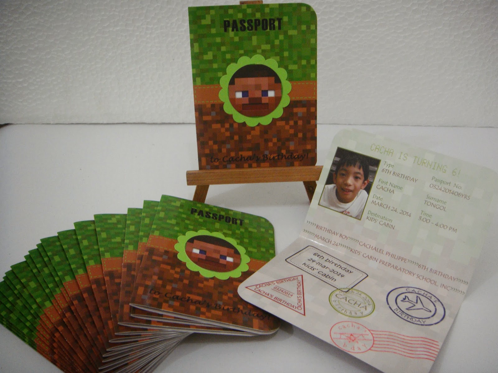 Style UR Party: Minecraft Themed Passport Invites