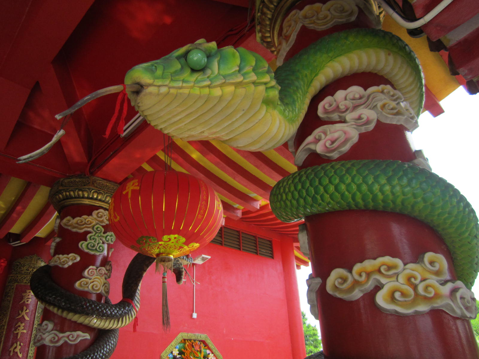Twin Angels Getaway: Klang Snake Temple 巴生蛇廟天福宮