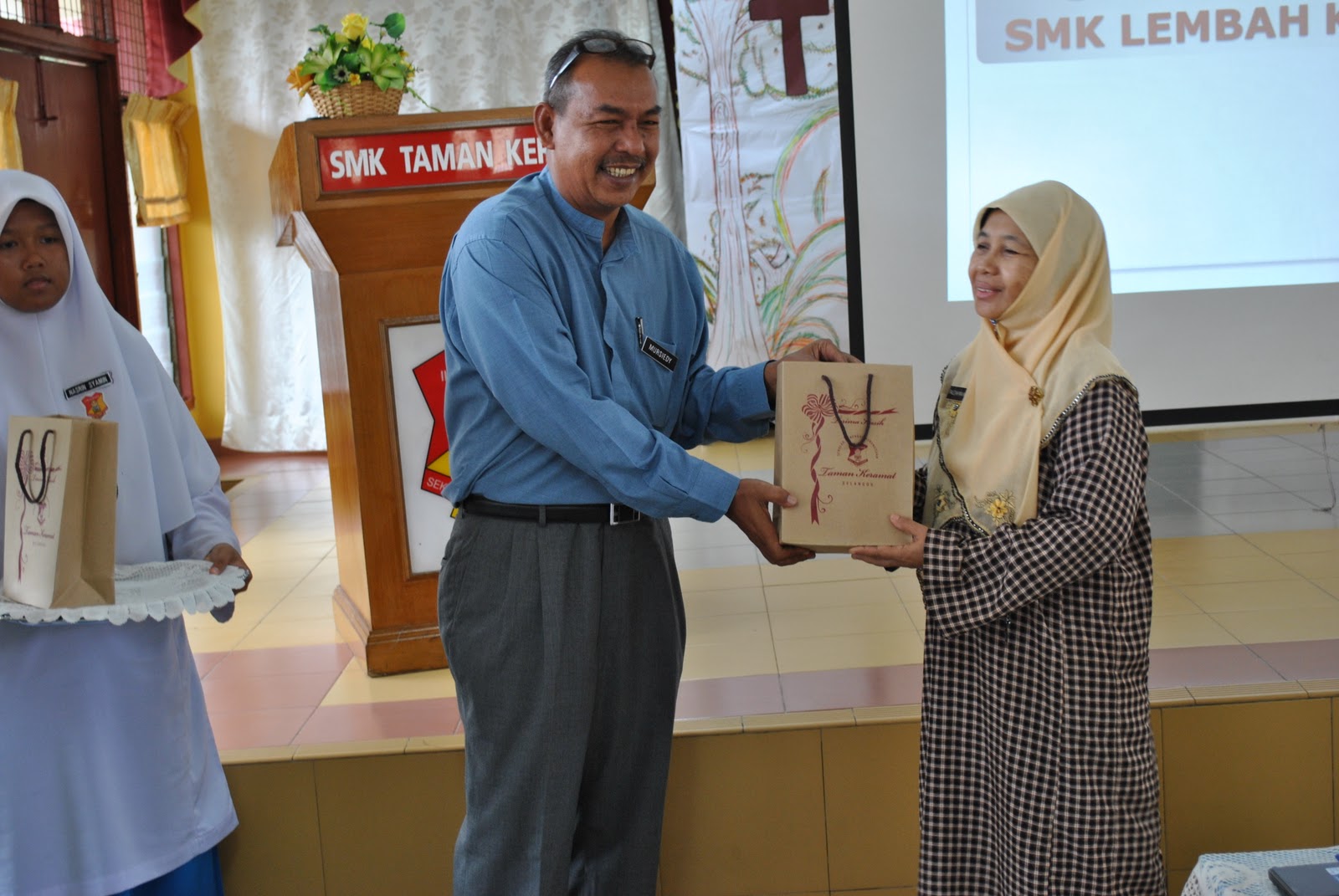 Pusat Sumber Al-Wazzan: Lawatan Penanda Aras dari SMK Lembah Keramat